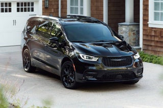 The New 2025 Chrysler Pacifica | SVG Chrysler Dodge Jeep Ram | Eaton, OH